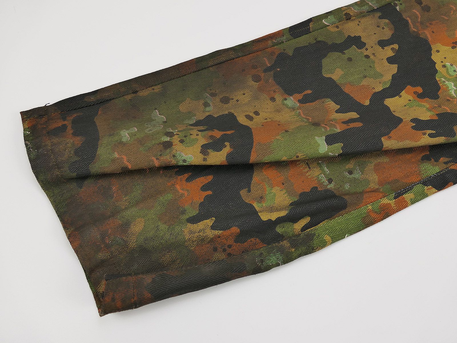 Original Filmrequisite "FURY" Waffen SS M45 Tarn Feldhose Leibermuster ...