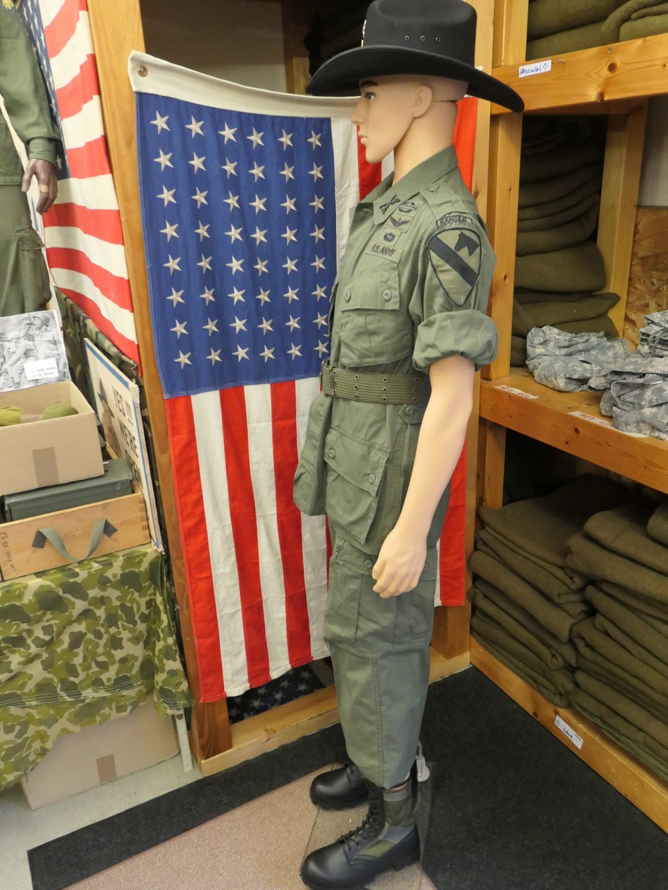 US Army Vietnam Jungle M64 1st Cavalry Uniform Lt. Colonel Bill Kilgore ...