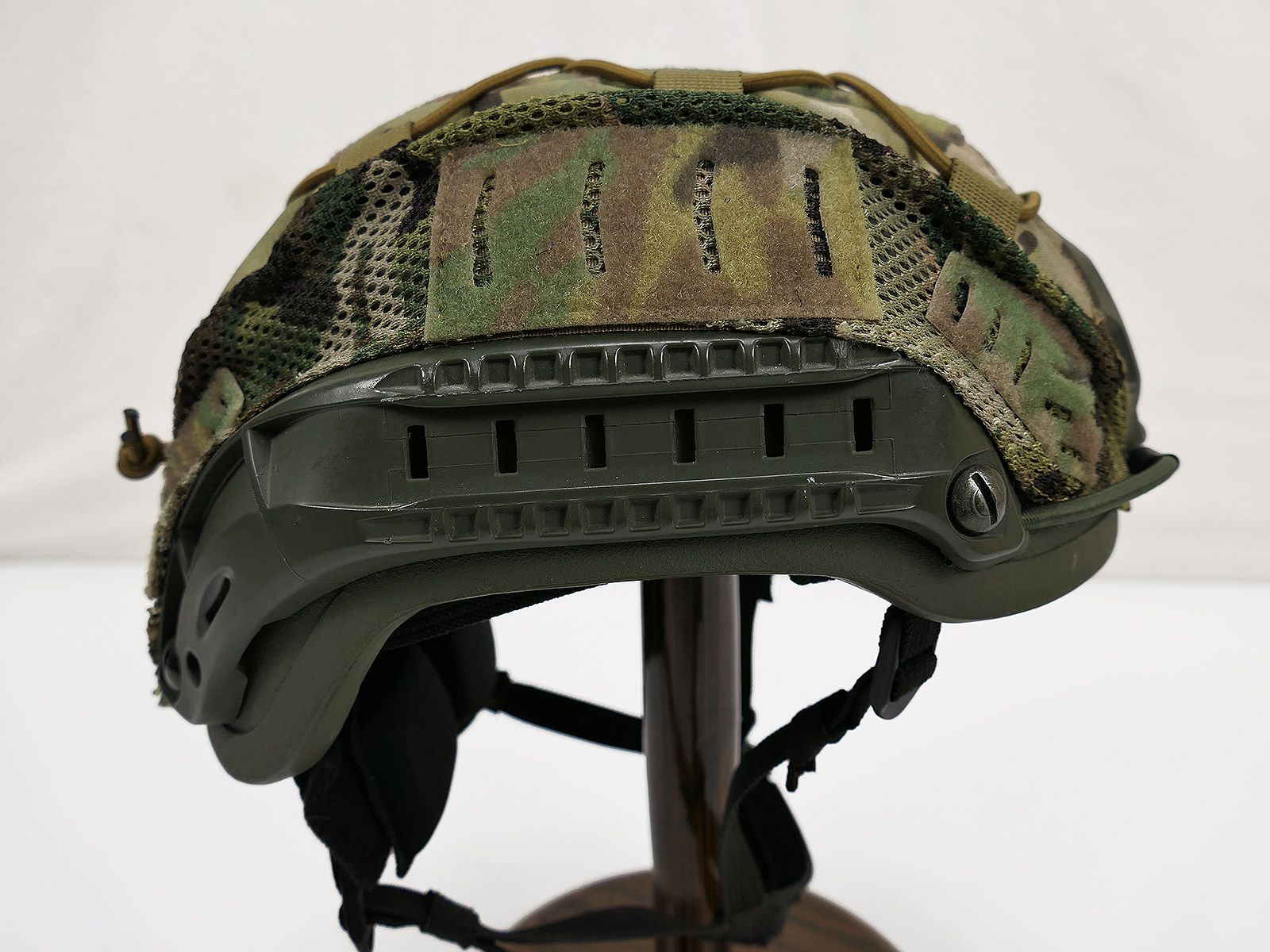 Special Forces SF / KSK Gefechtshelm ZEBRA ARMOUR FAST Helm für Headset ...