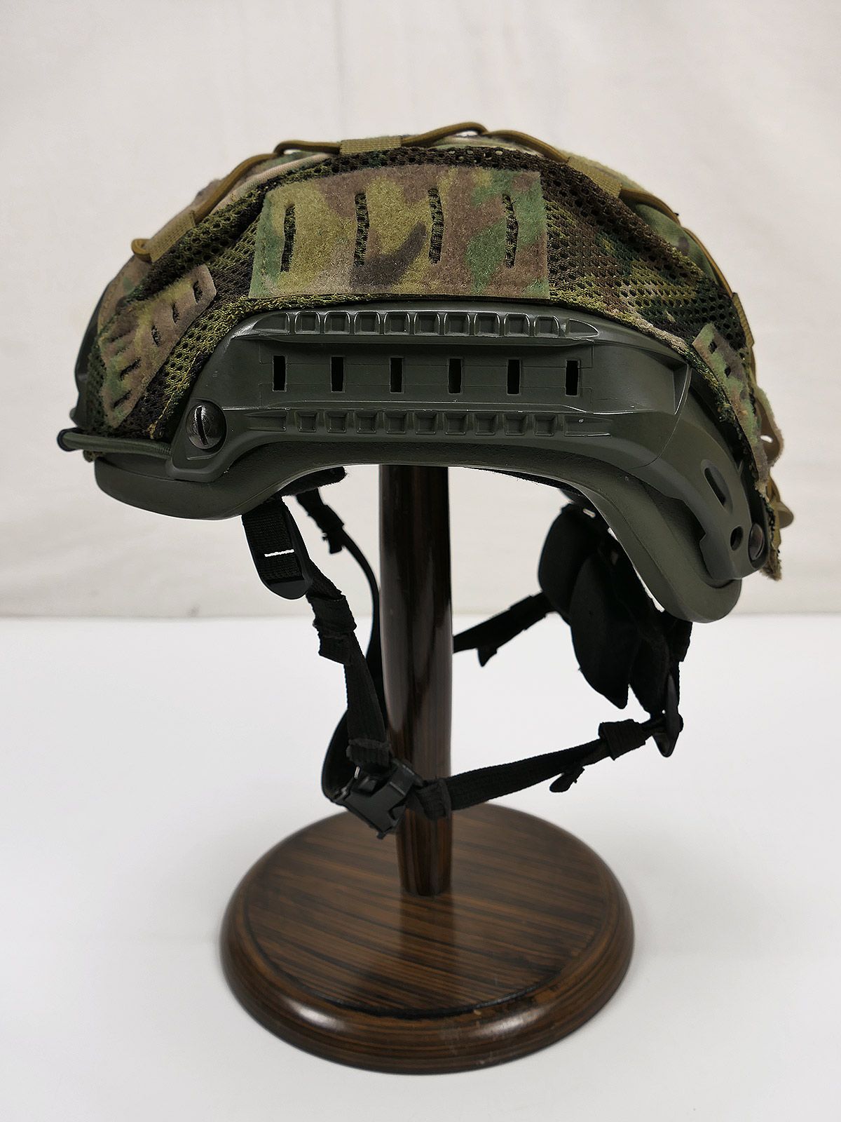 Special Forces SF / KSK Gefechtshelm ZEBRA ARMOUR FAST Helm für Headset ...