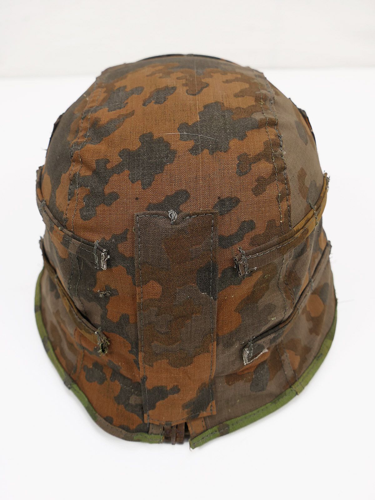 #C Eichenlaub ZZ Stahlhelm Helmbezug Helmtarnbezug aus original Tarn ...